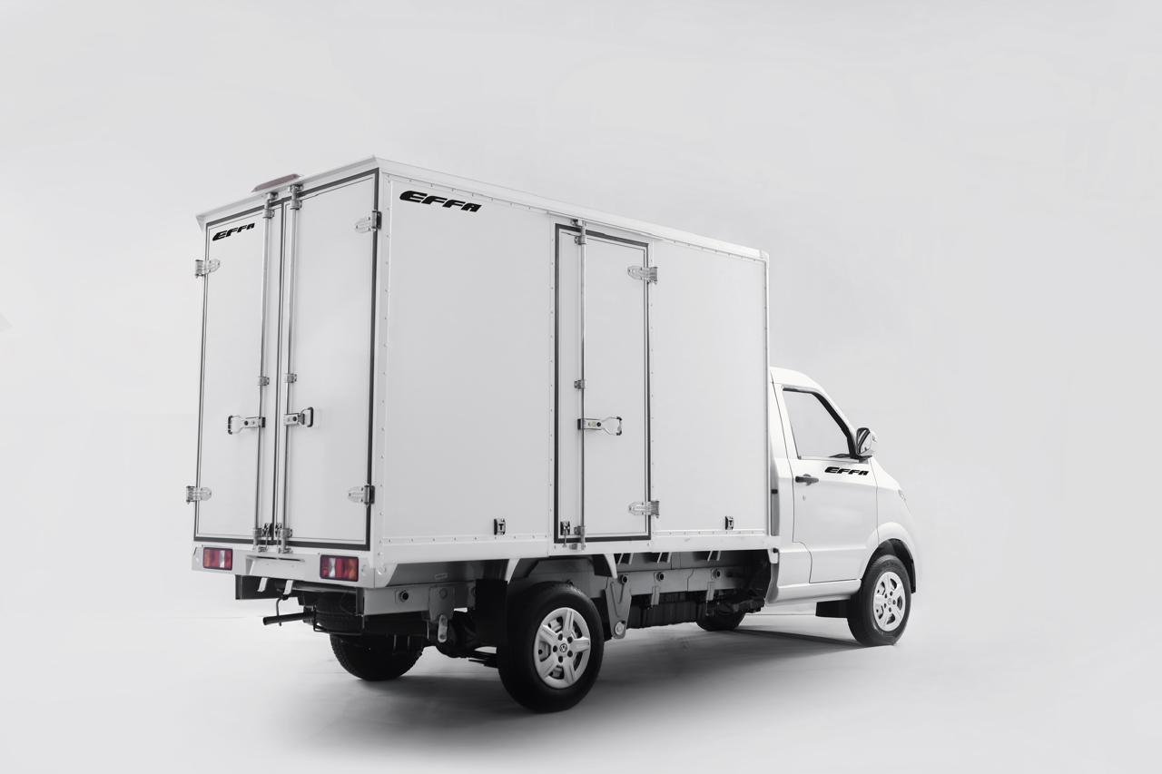 Effa V21 Cabine SIMPLES 2026 Baú Isotérmico de Fibra - Grupo Michelin